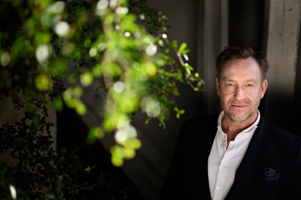 Adam Price bryder tavsheden: Der var utroskab