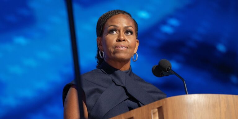 Skandale til Trumps fødselsdag: Går til groft angreb på Michelle Obama ...