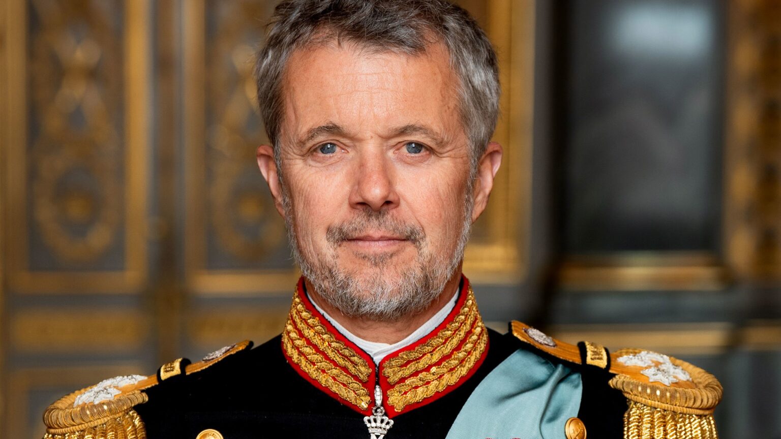Midt i fejringen: Det skete på kong Frederiks fødselsdag - Alt om kendte