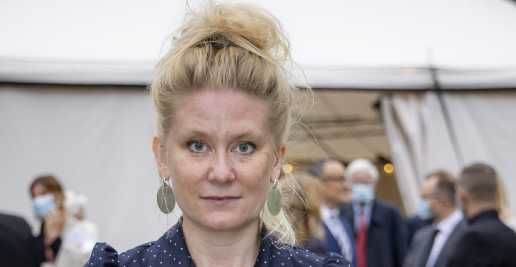 Vild beslutning: Puk forlader DR og skifter retning - Alt om kendte